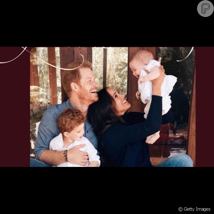 Harry e Meghan Markle moram nos Estados Unidos com os filhos Archie e ...