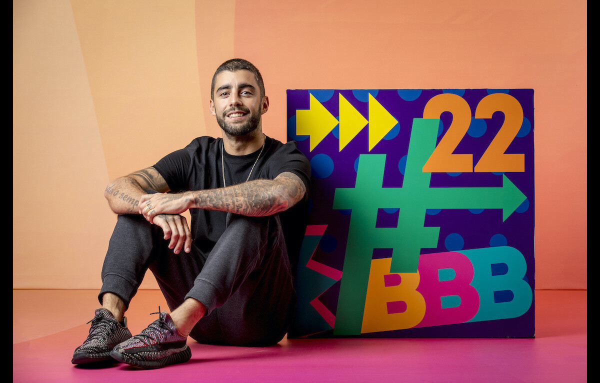 Foto: Pedro Scooby festejou alta da filha, Aurora, em janeiro de 2023 ...