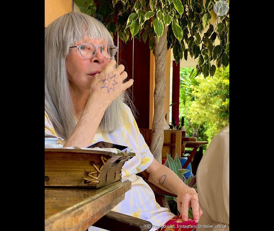 Saúde de Rita Lee hoje: cantora de 75 anos é internada em hospital de ...