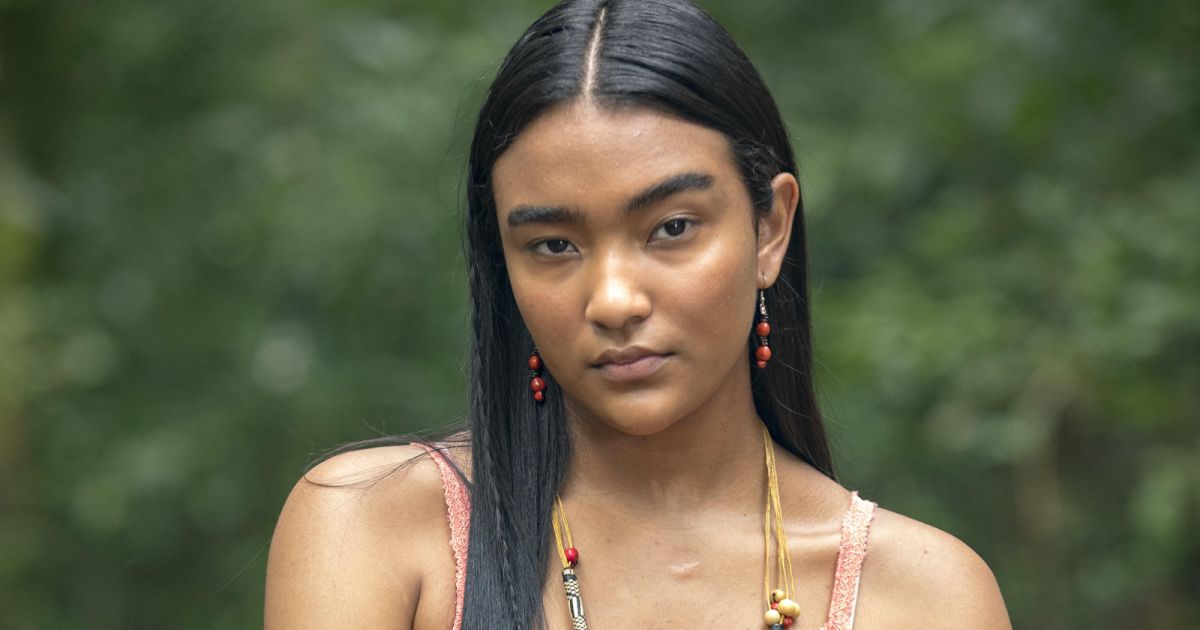 Na novela 'Terra e Paixão', Yandara (Rafaela Cocal) é uma jovem de povo ...