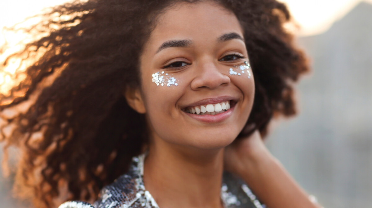 Foto: Reveillon: Essas ideias de make são incríveis para inovar na ... Foto: Reveillon: Essas ideias de make são incríveis para inovar na ...