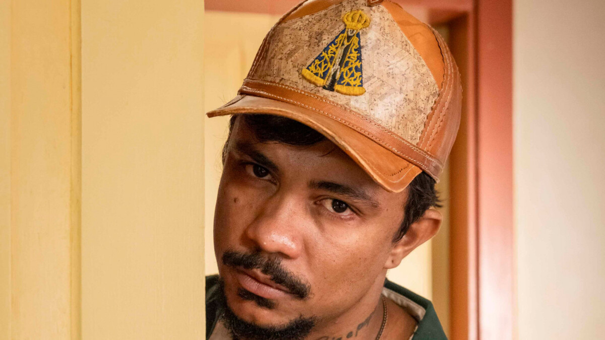 Foto: Na novela 'Renascer', Damião (Xamã) fará um juramento para o pai ...