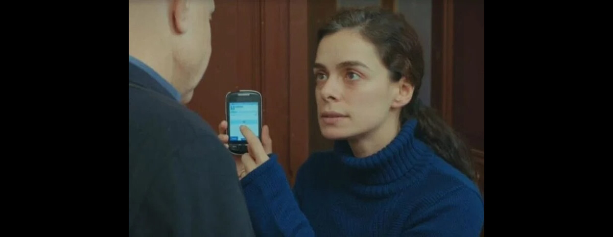 Foto: Bahar questiona Enver sobre celular de Sarp - Purepeople