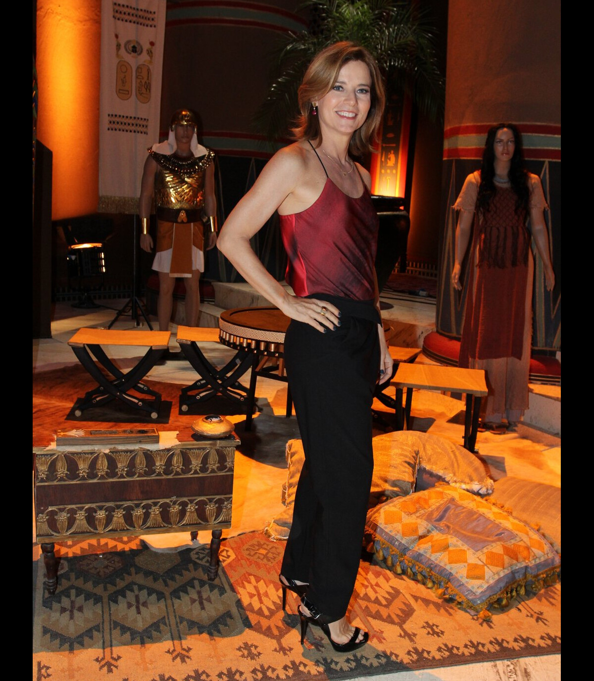 Foto: Vera Zimmermann marcou presença com um look básico, mas elegante ...