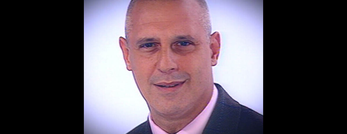 Foto: Antonio Fagundes em 1992, quando apresentava o 'Você Decide ...