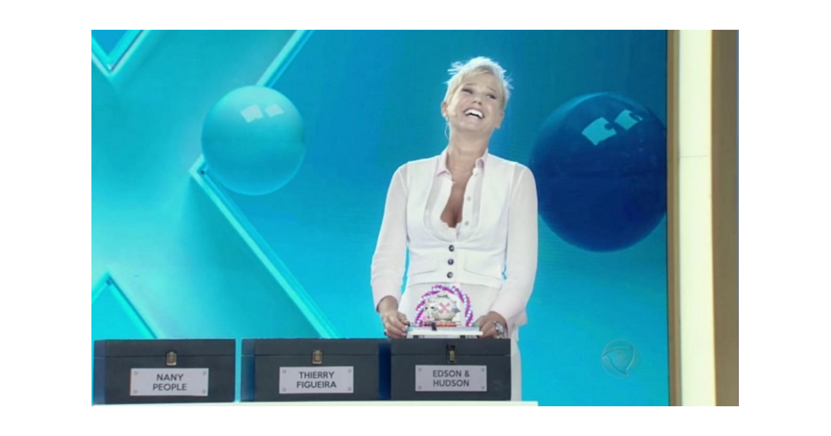 Xuxa apresentou o quadro Caixa-Preta com a participação de Nany People ...