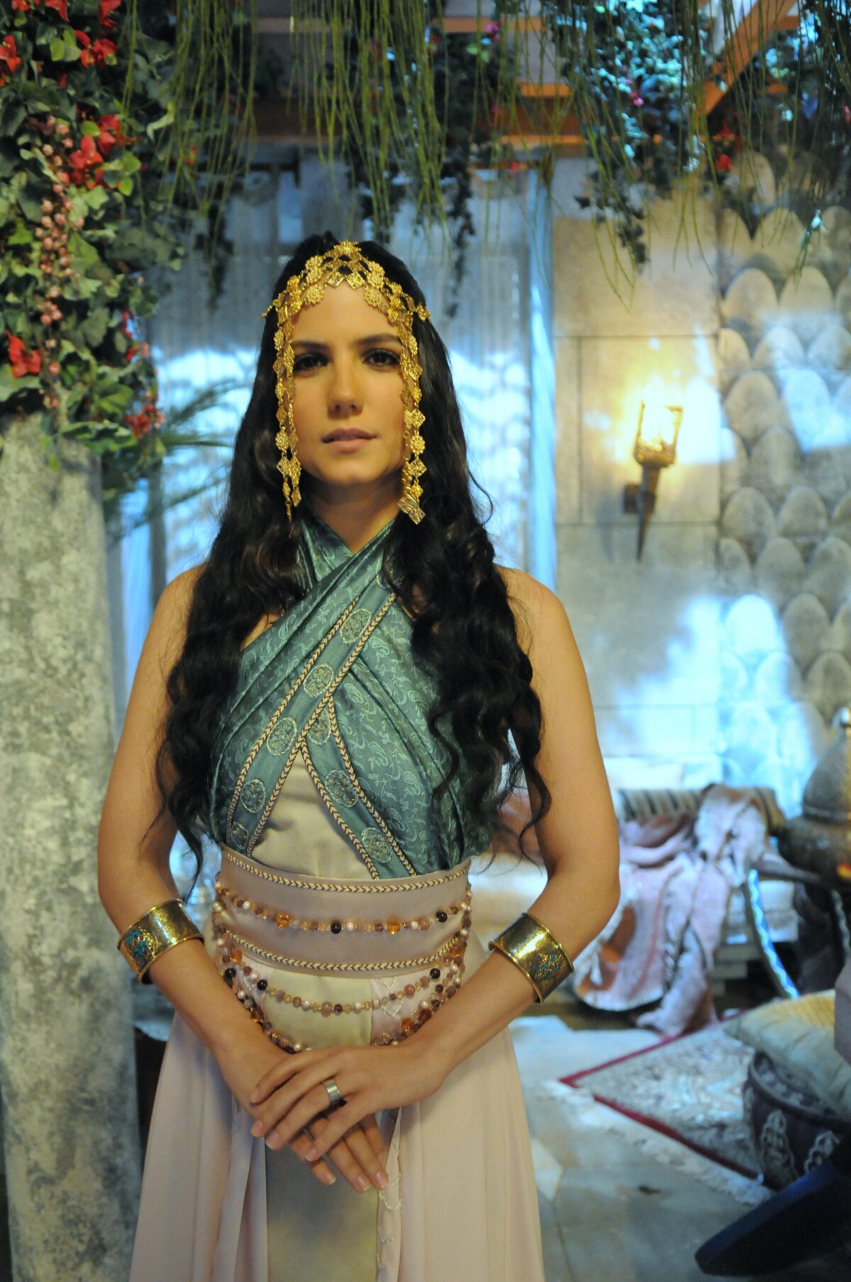 Foto: Adira (Rayana Carvalho) pede para ter os seus filhos de volta, na ...