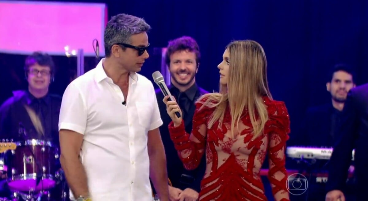 Foto: Otavino Costa diz que recebeu dicas de pole dance da mulher ...