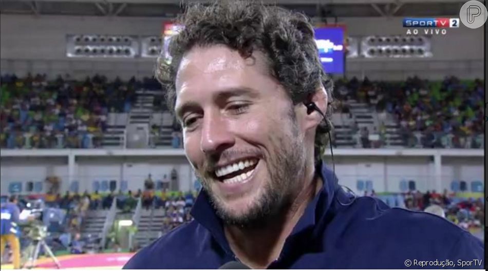 Flavio Canto também se emocionou com a conquista da pupila, aluna do ...