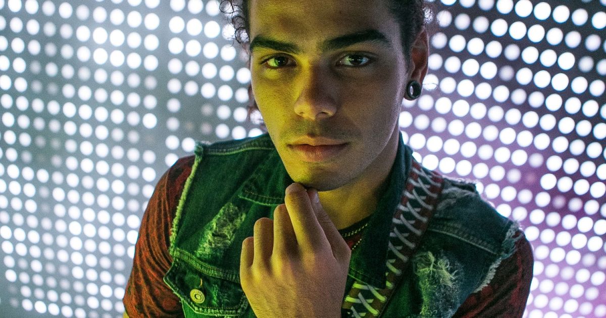 Enzo Romani muda o visual e tira a barba para nova fase de Jaílson como ...