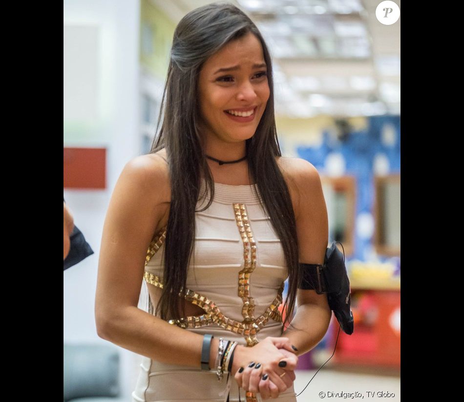 Emilly levou o prêmio de R$ 1,5 milhão para casa após vencer o 'BBB17 ...