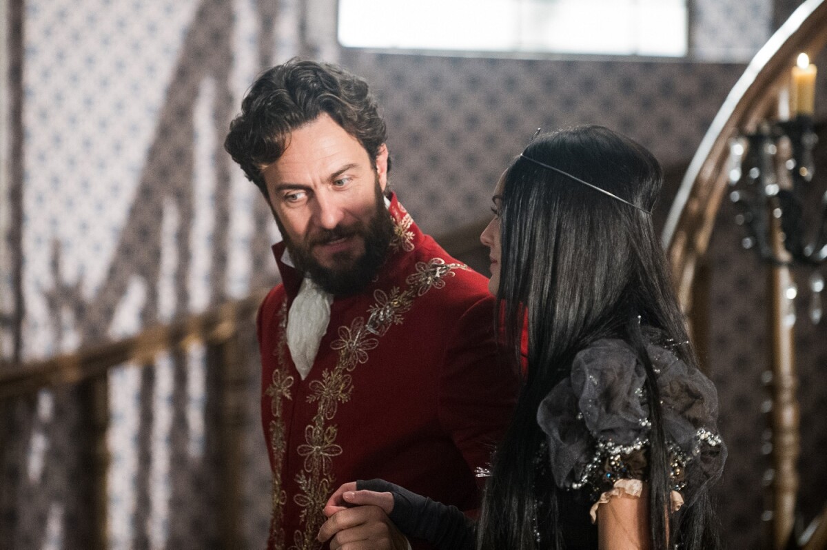 Foto: Thomas (Gabriel Braga Nunes) apronta a cerimônia de casamento em ...