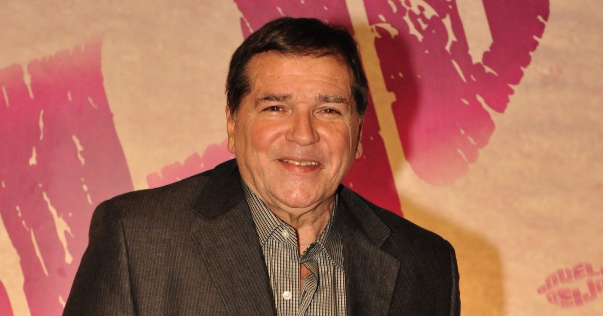 Jerry Adriani começou a carreira em 1964, ao lançar um disco em ...