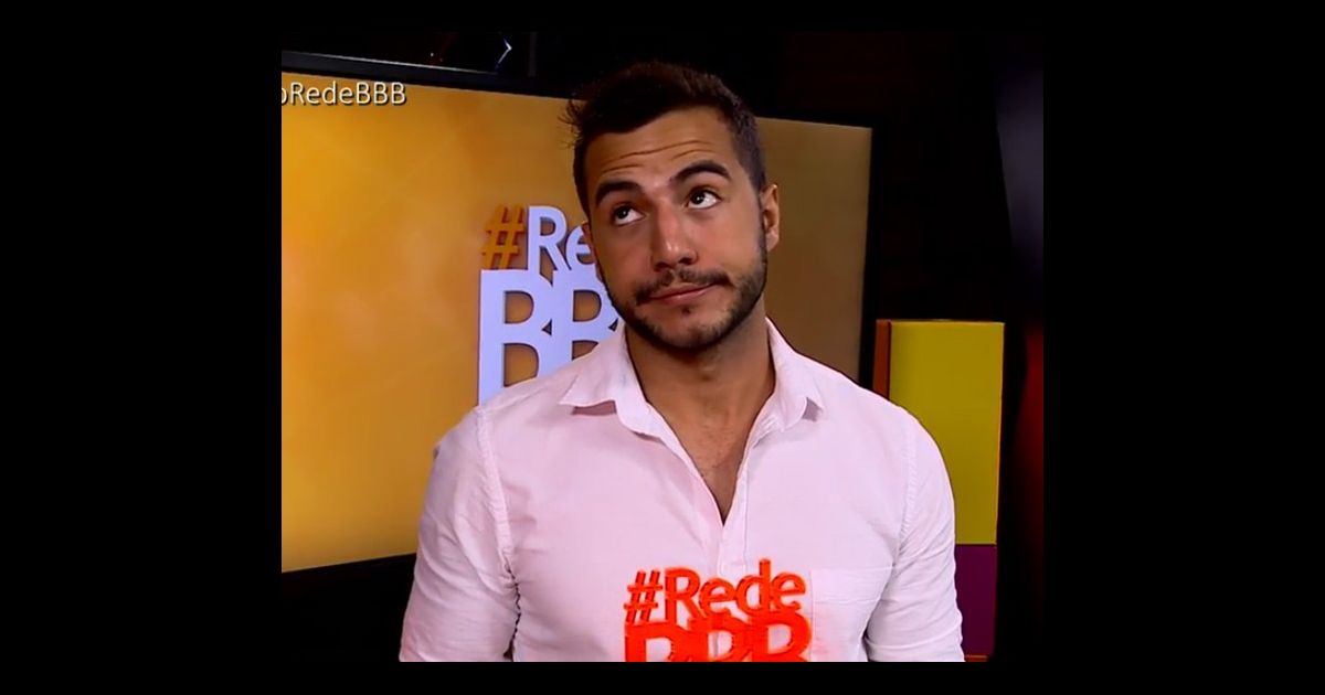 Ex-BBB Matheus Lisboa realizou a transformação do seu visual no salão ...