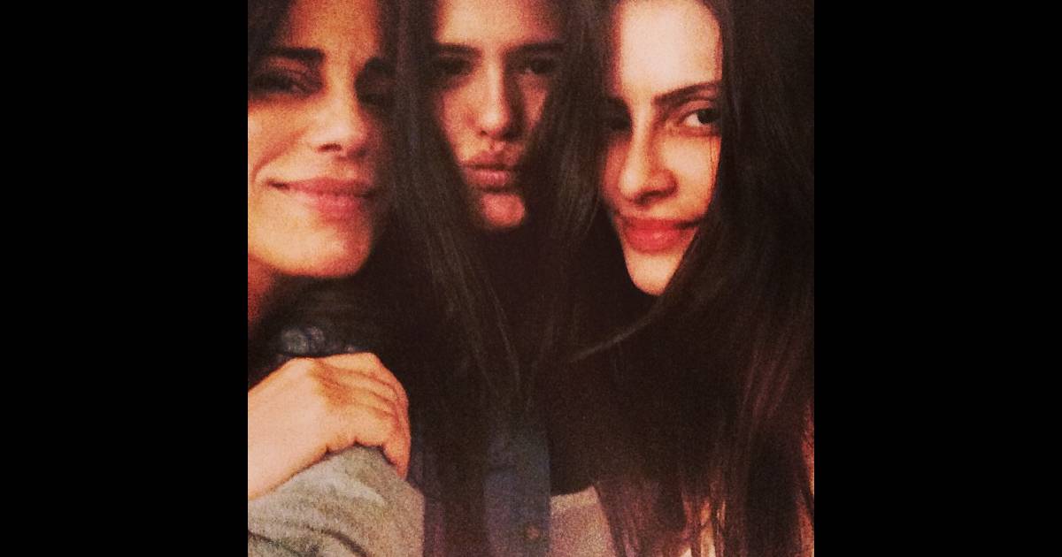 Gloria Pires aparece em 'selfie' com as filhas Antonia Morais e Cleo ...