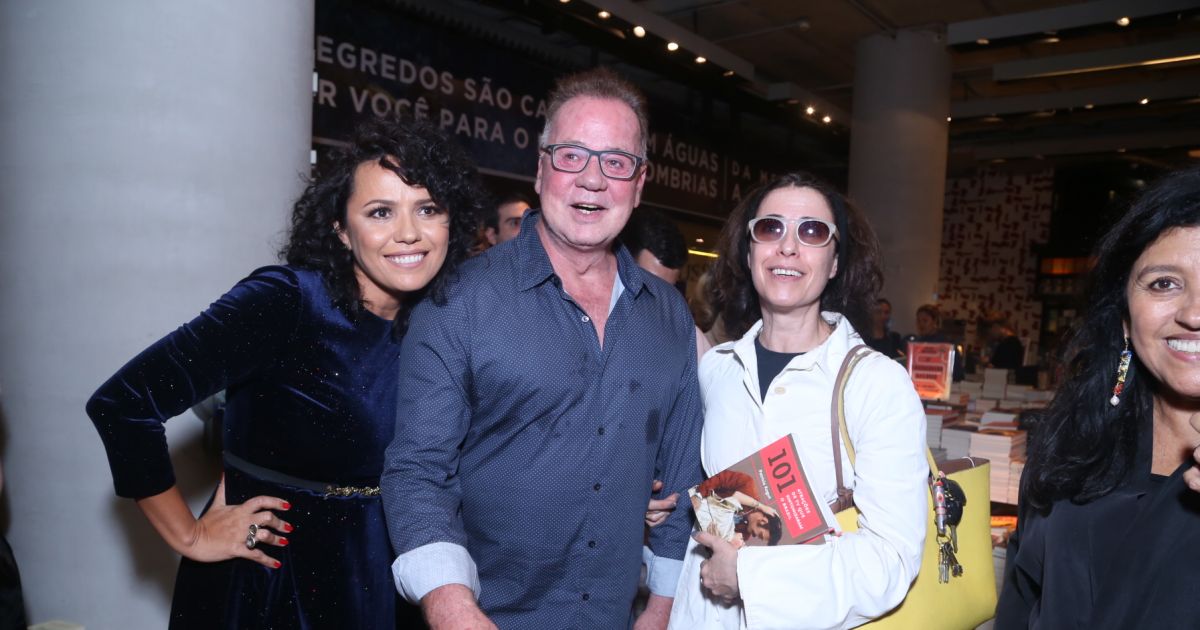 Dadá Coelho, Luiz Fernando Guimarães e Fernanda Torres posam juntos em ...