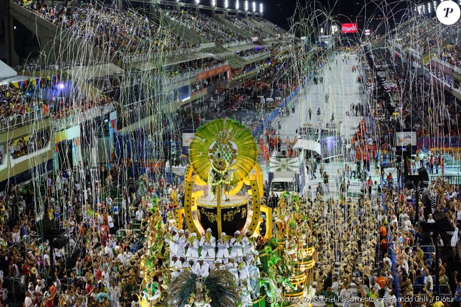 A escola trouxe como samba-enredo 'O Império do Samba na Rota da China ... A escola trouxe como samba-enredo 'O Império do Samba na Rota da China ...