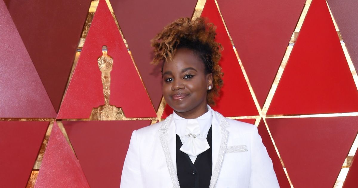 Dee Rees veste Thom Browne na 90ª edição do Oscar, realizada no Teatro ...