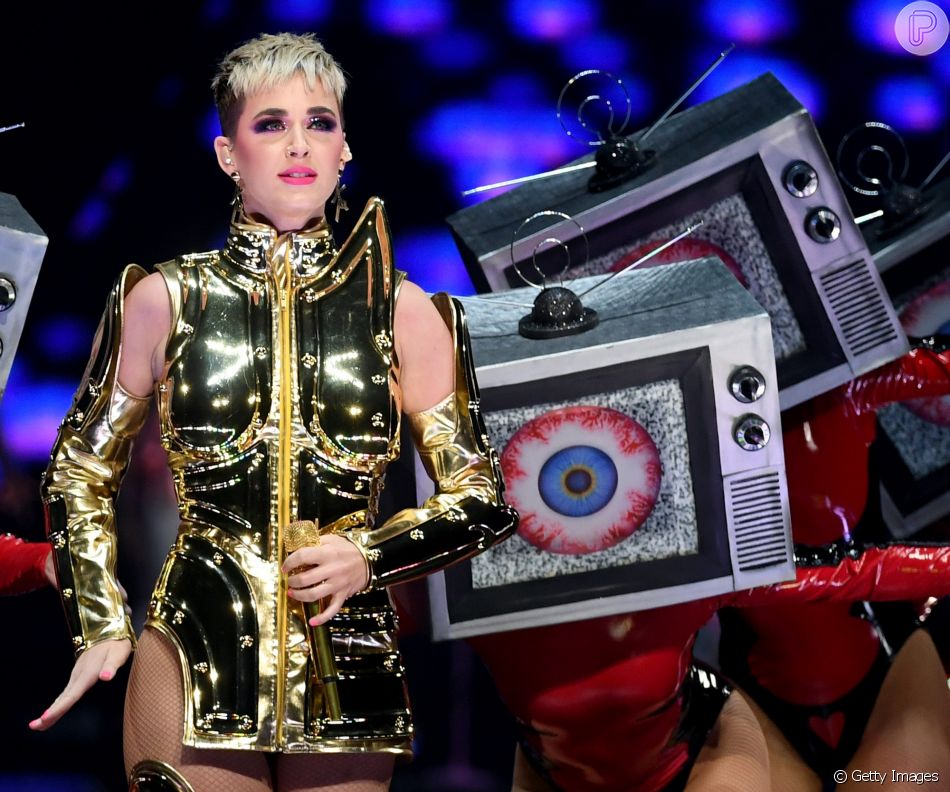 A cantora norte-americana Katy Perry é sinônimo de superprodução ...