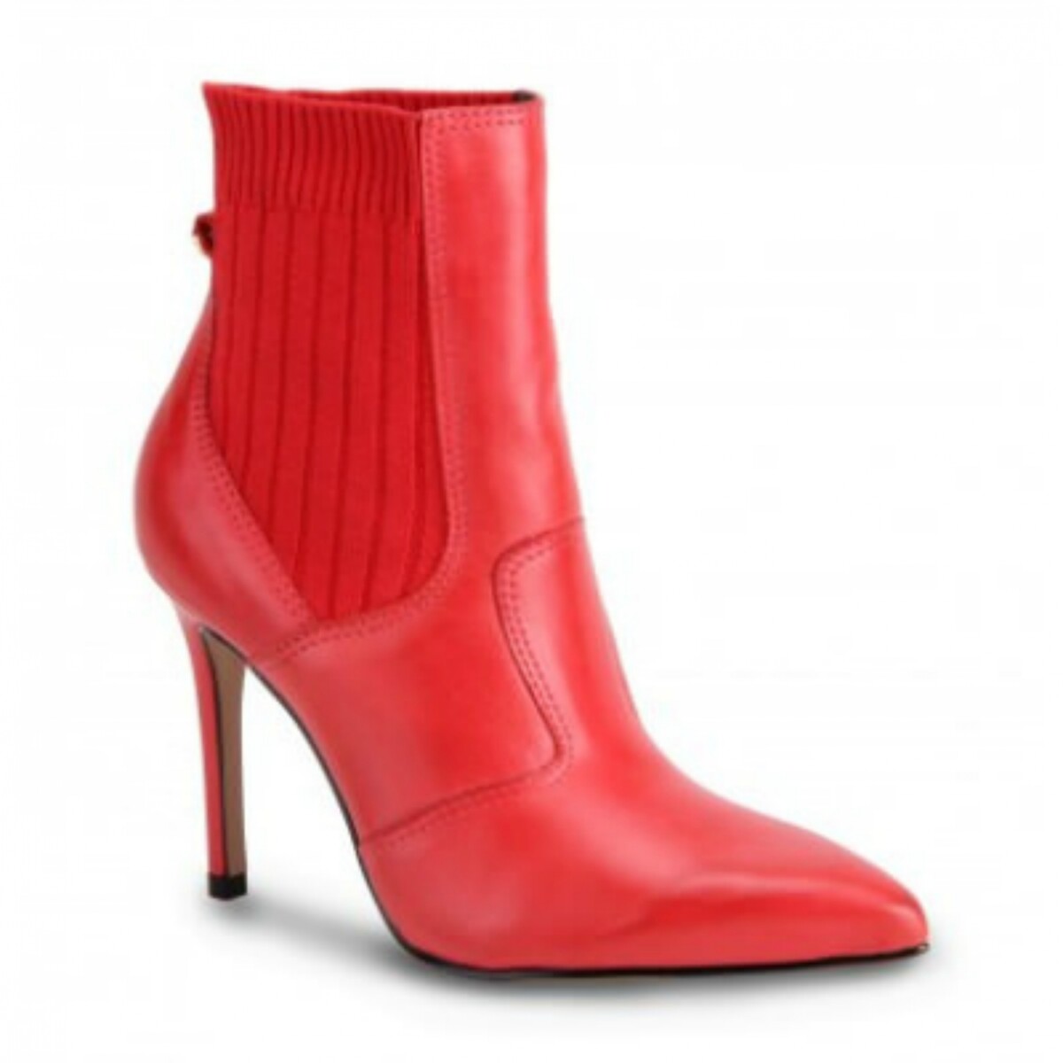 Foto: Socks boots aparecem no inverno em modelos com bicos e saltos ...
