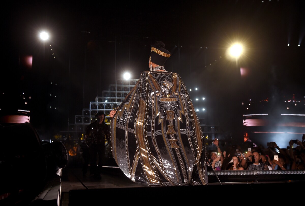 Foto: Beyoncé e seu estilista, Marni Senofonte, trabalharam com a ...