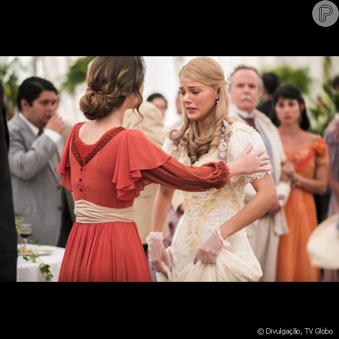 Jane (Pâmela Tomé) é humilhada por Julieta (Gabriela Duarte) ao revelar ...