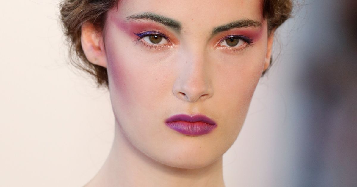 A cor Malva, que é puxada para o violeta e magenta, é uma das mais ...