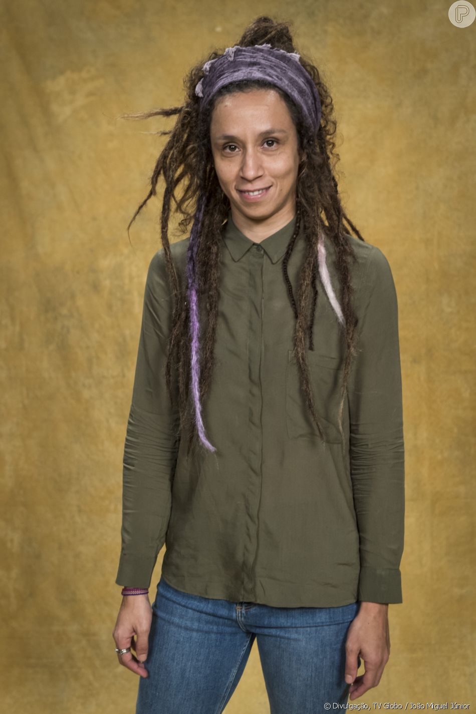 Atriz e humorista Talita Carauta exibe visual com dreads - Purepeople