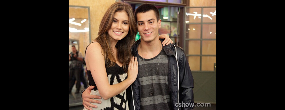 Foto: Arthur Aguiar e Bruna Hamu viverão romance proibido em 'Malhação ...