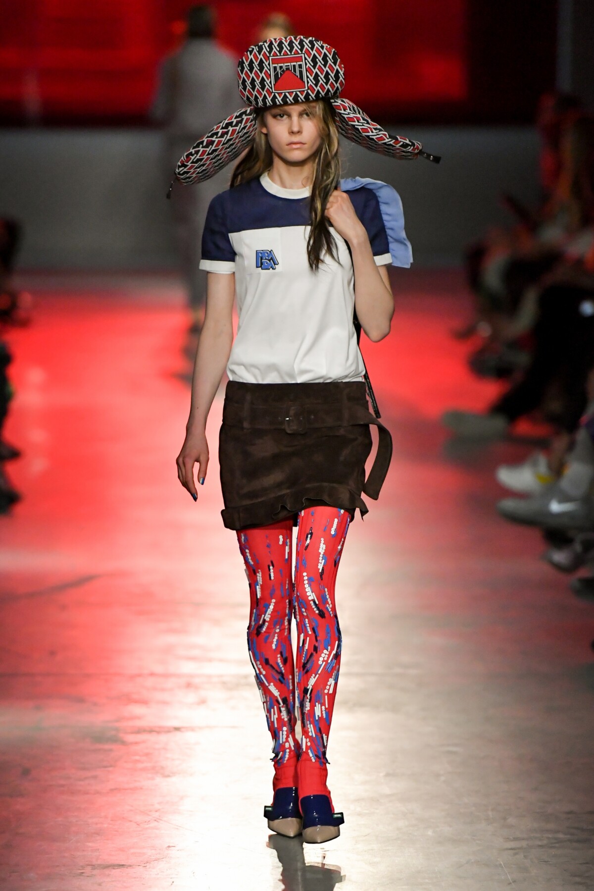 Foto: Os chapéus no estilo trapper hat chamou atenção no desfile Prada ...