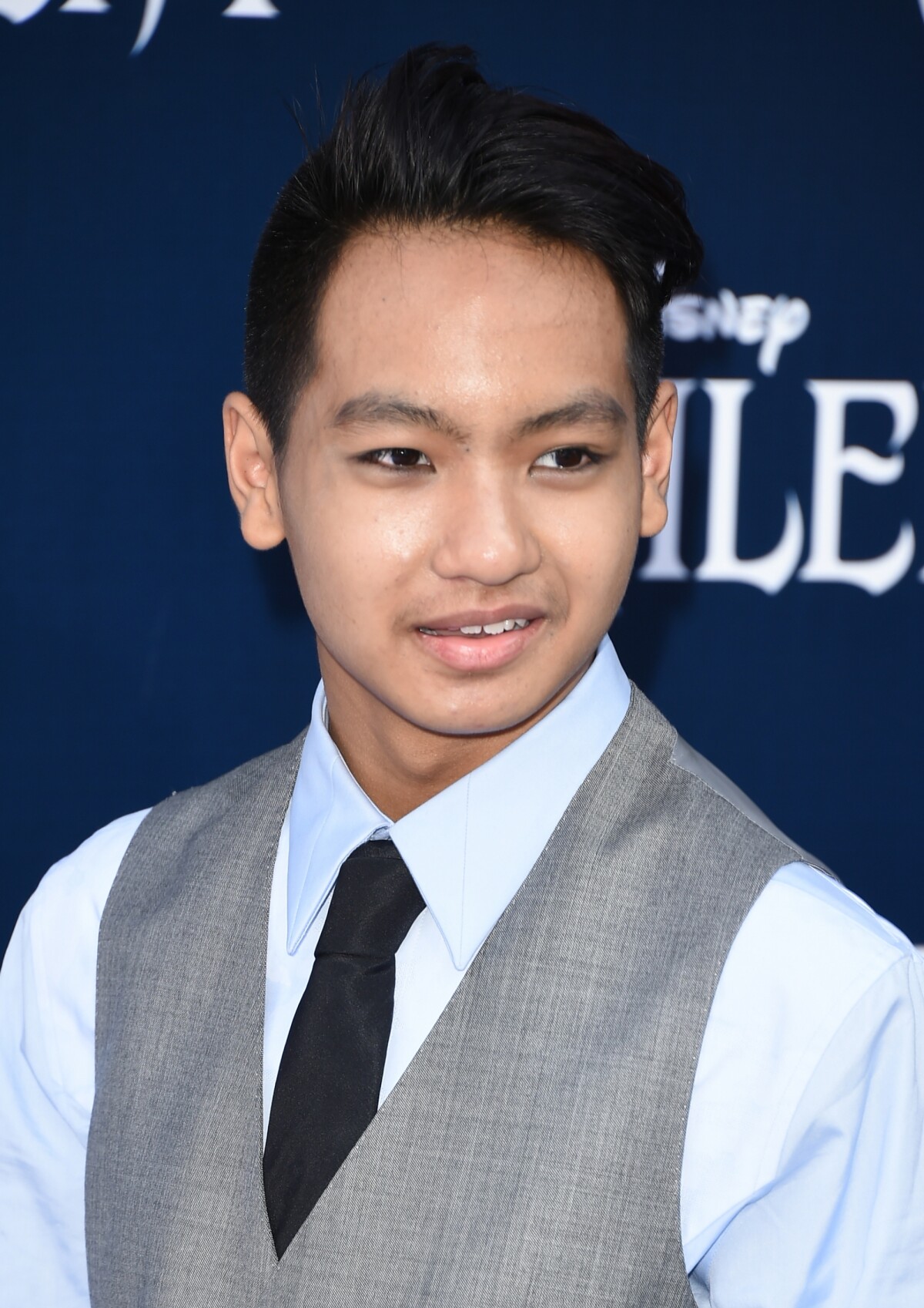 Foto: Maddox reprova o jeito rígido da mãe, Angelina Jolie, e planeja ...