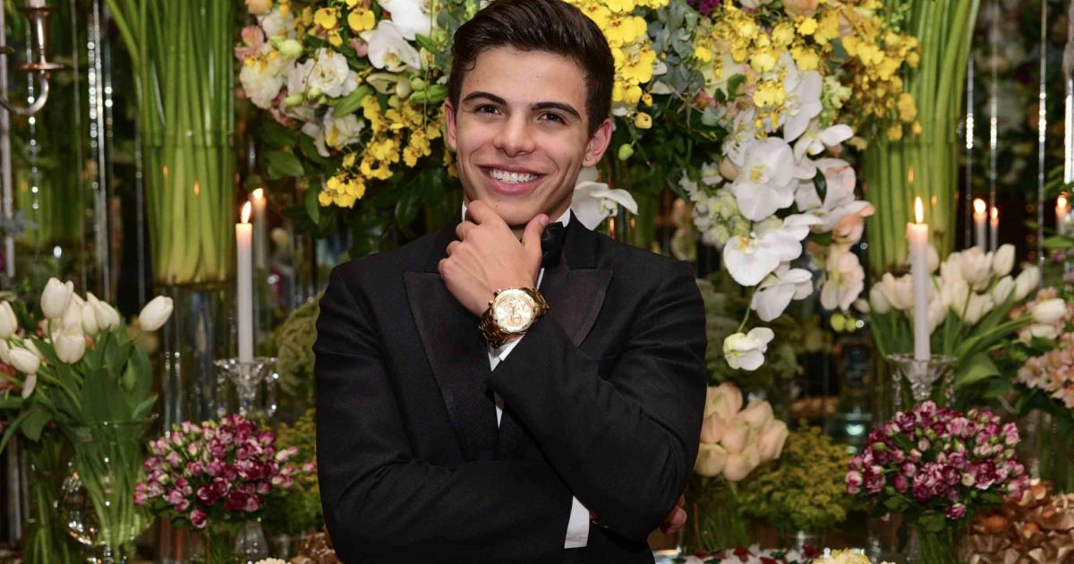 Thomaz Costa negocia com a TV Globo - Purepeople