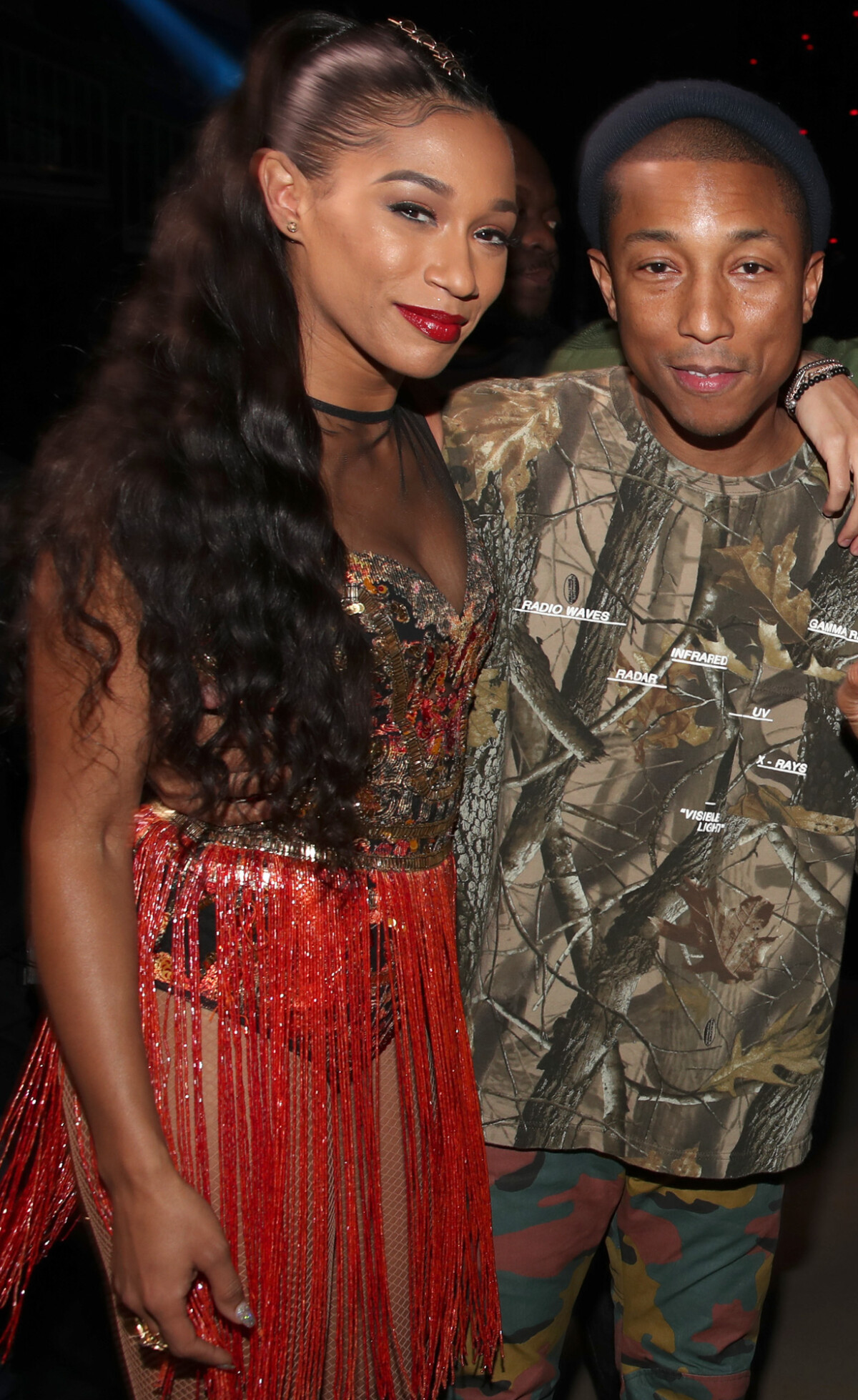 Foto: O produtor musical Pharrell e a rapper Bia gravaram com Anitta em ...