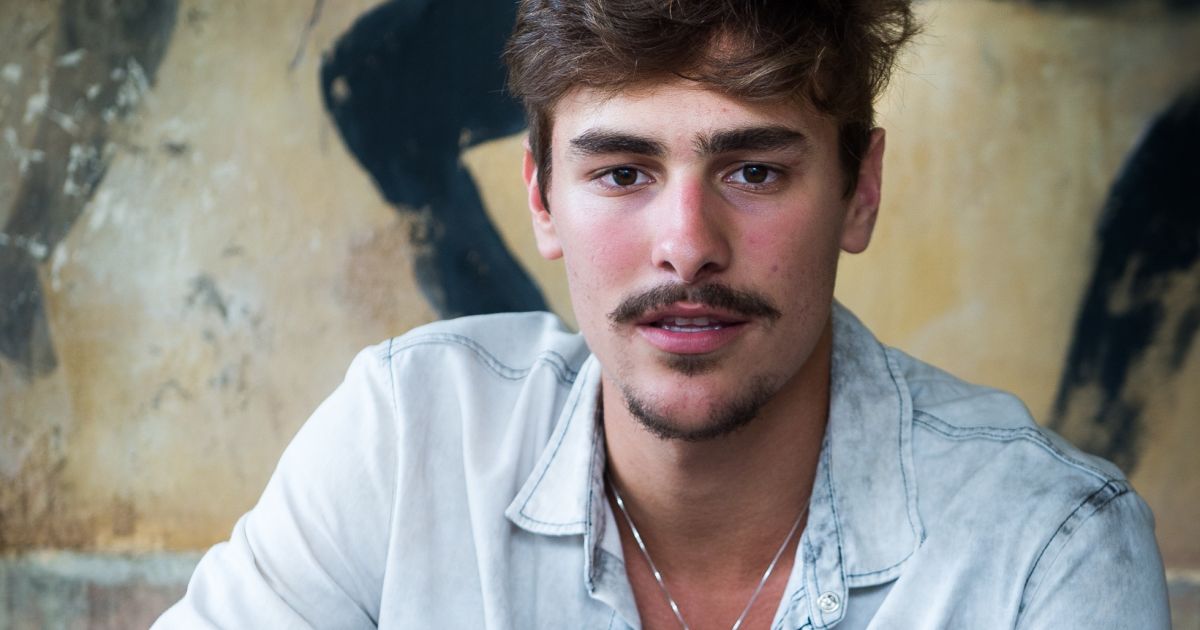 Bruno Montaleone interpretou Johnny na novela 'O Outro Lado do Paraíso ...