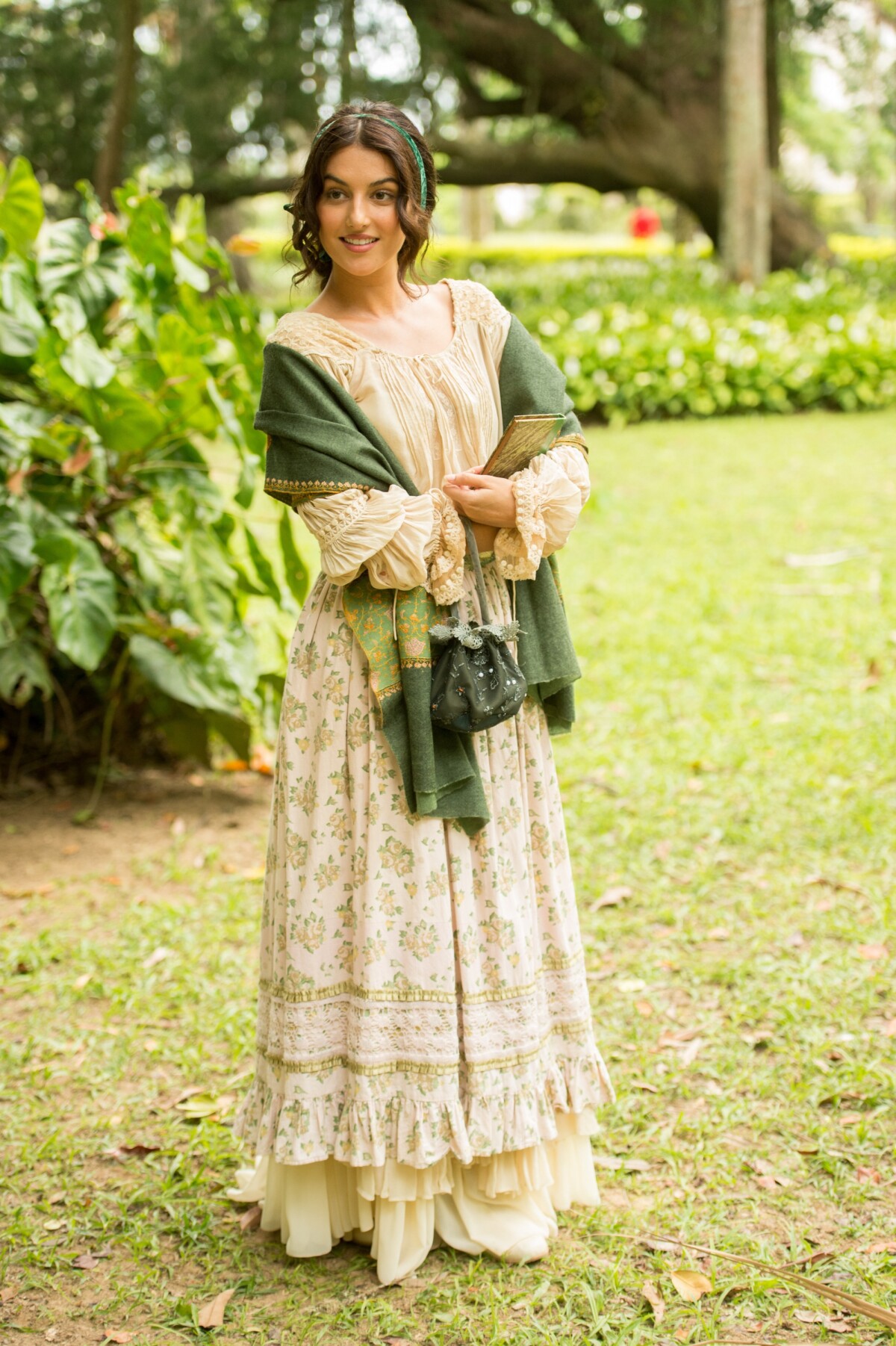 Foto: Fani (Tammy Di Calafiori) é desmascarada por Cecília (Anajú ...