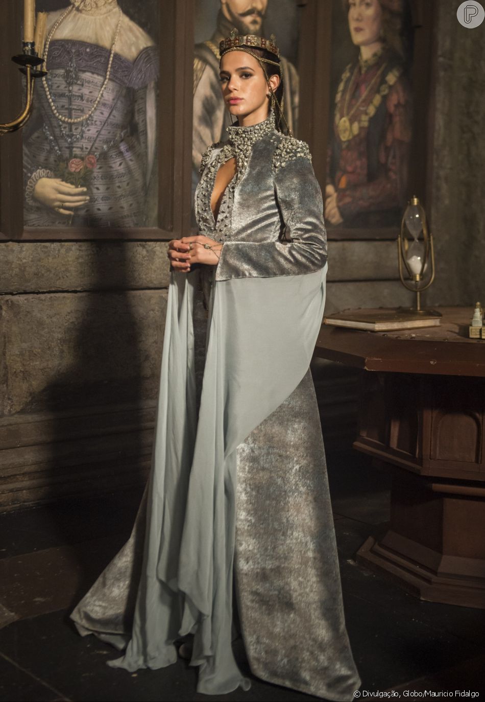 Bruna Marquezine dá vida a princesa Catarina na novela 'Deus Salve o ...