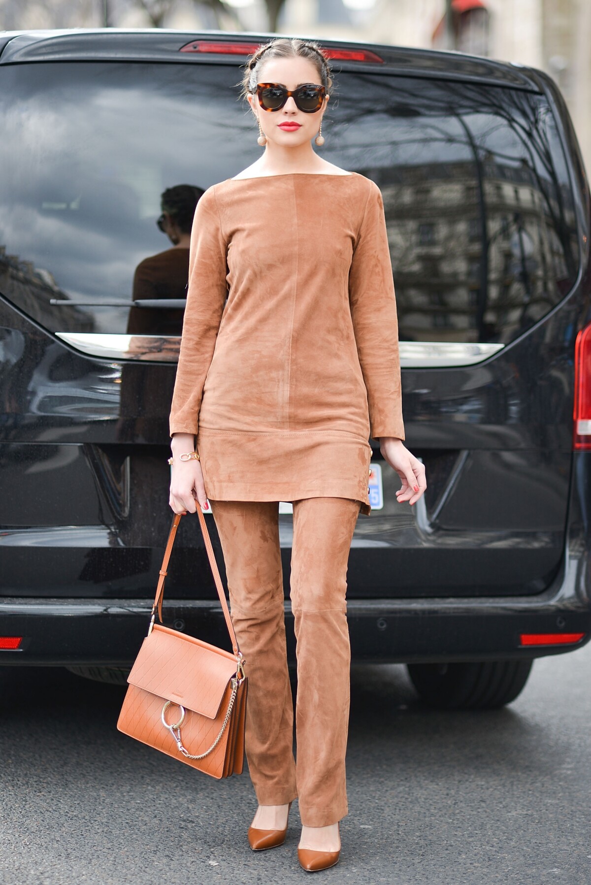 Foto: Look monocromático: tendência tem ar sofisticado e ainda alonga a ...