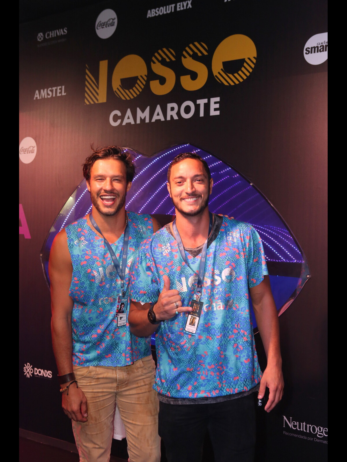 Foto: Nando Rodrigues e Allan Souza Lima se divertem no primeiro dia de ...