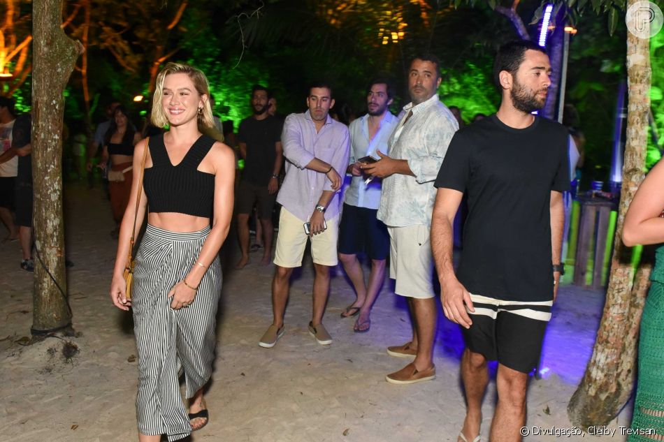 Fiorella Mattheis e Roberto Marinho Neto foram clicados pela primeira ...