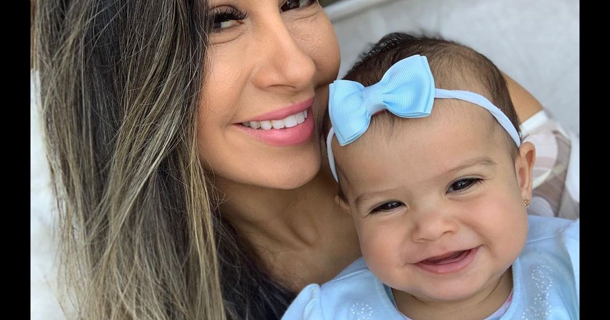 Filha de Mayra Cardi e Arthur Aguiar, Sophia está ganhando os primeiros ...