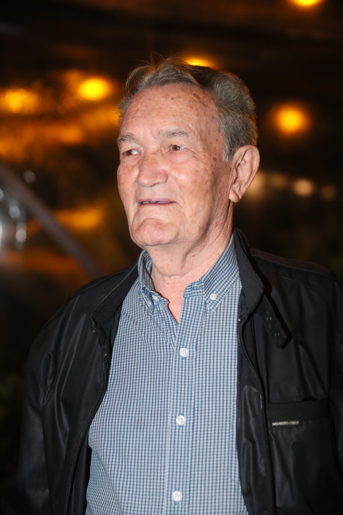 Foto: Leo Batista também compareceu à festa dos 50 anos do 'Jornal ...