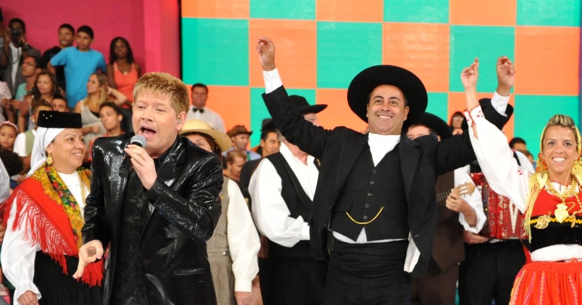 Cantor português Roberto Leal morreu aos 67 anos. Artista fez suesso ...