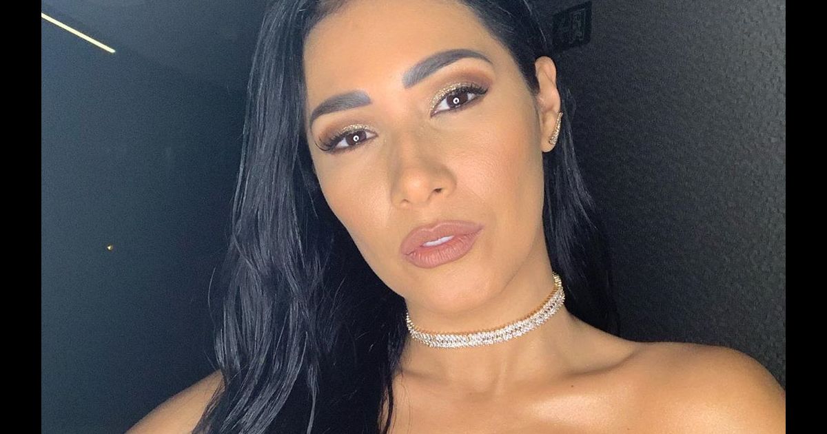 Simaria mostra foto de lingerie na janela e web brinca: 'E os vizinhos ...