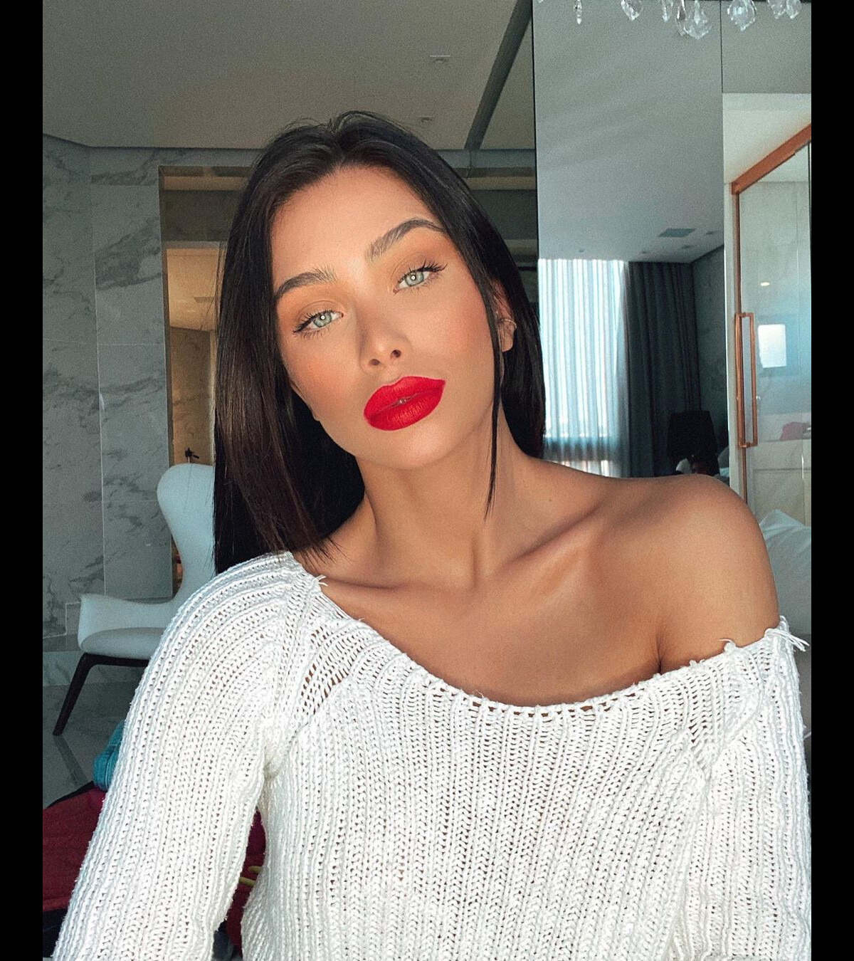 Foto: Flavia Pavanelli realiza procedimento nos olhos - Purepeople