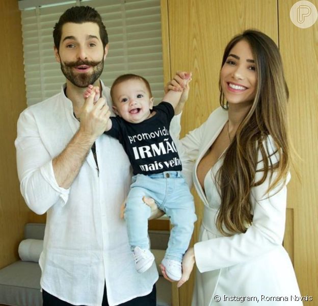 Filho de Alok dá beijo em barriga de gravidez de Romana Novais. Vídeo ...