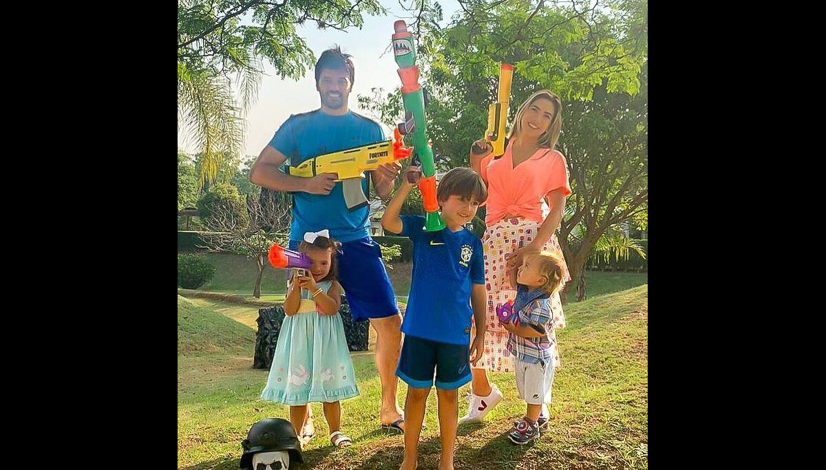 Foto: Marido de Patricia Abravanel, Fabio Faria está recuperado do novo ...