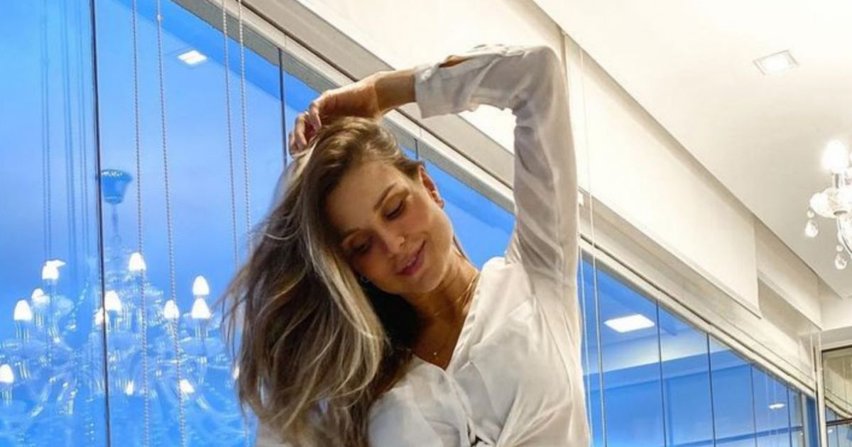 Flavia Viana exibe shape seco ao retomar treinos 1 mês após filho ...