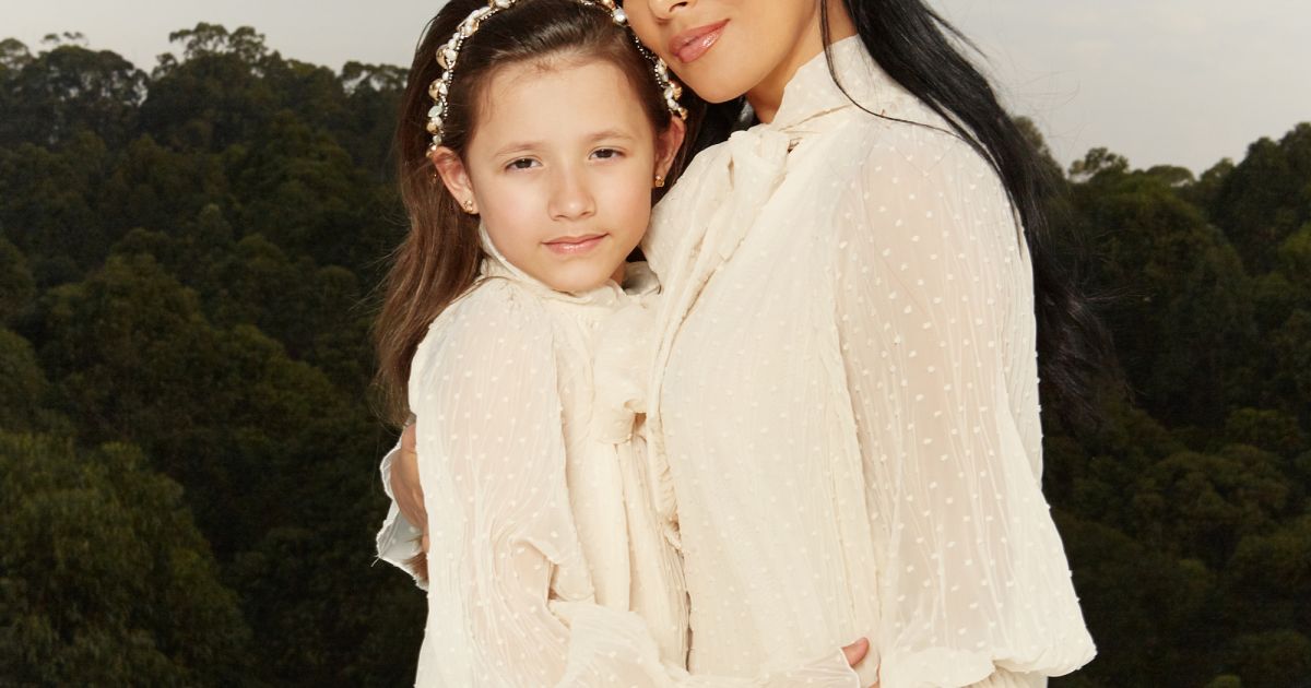 Simaria divulga ensaio especial de fim de ano ao lado da filha ...