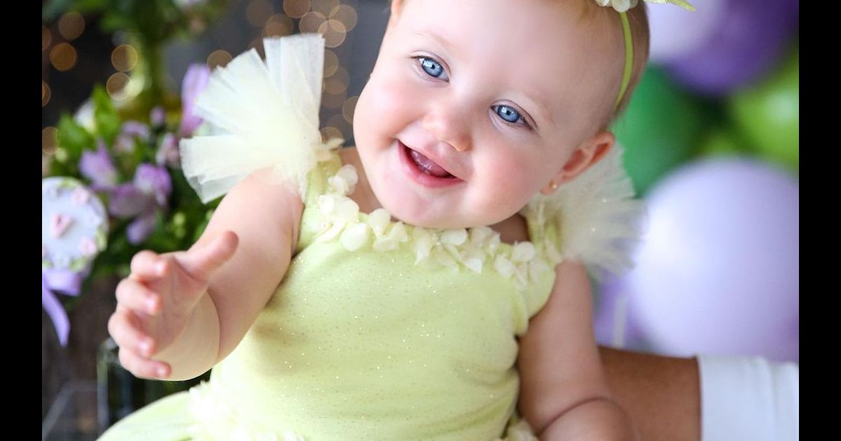 Filha de Justus e Ana Paula Siebert, Vicky apareceu sorridente nas ...