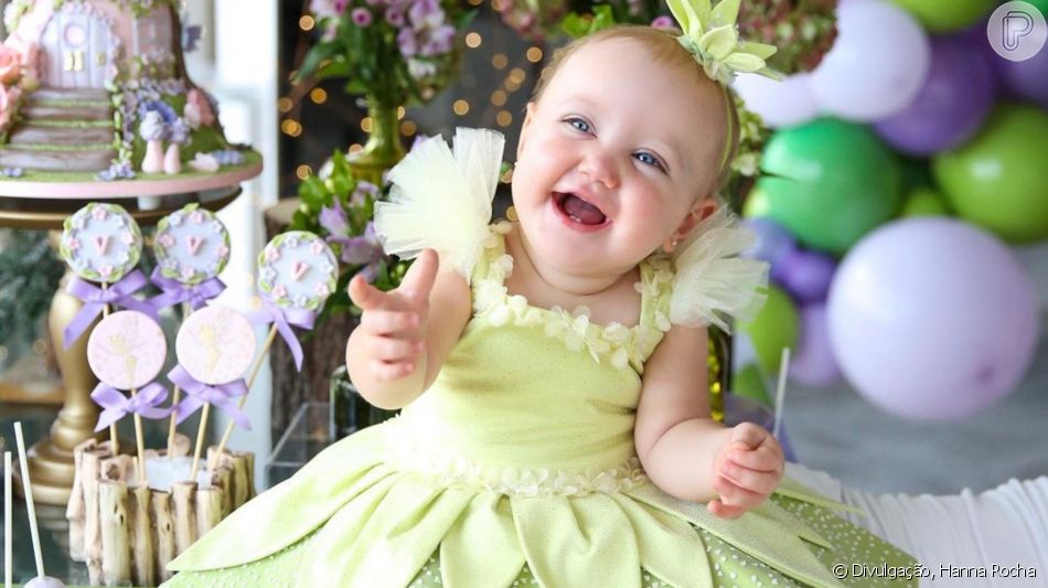 Filha de Justus e Ana Paula Siebert, Vicky usa fantasia em festa de 11 ...